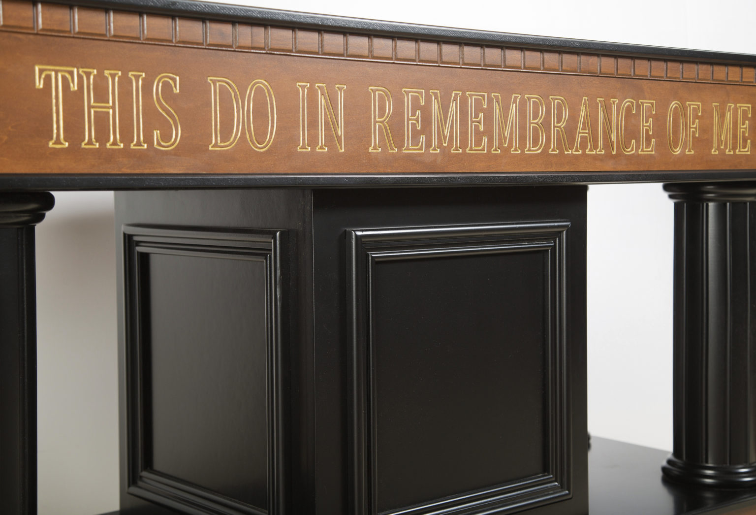 Ebony Pulpits | Summit Seating For Churches